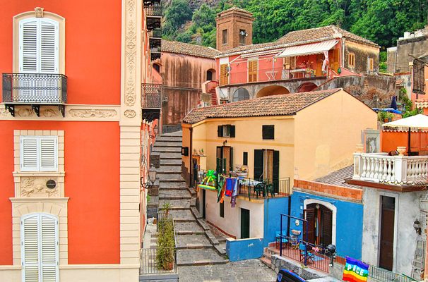 Santa Maria La Scala in Acireale | Atlas Obscura