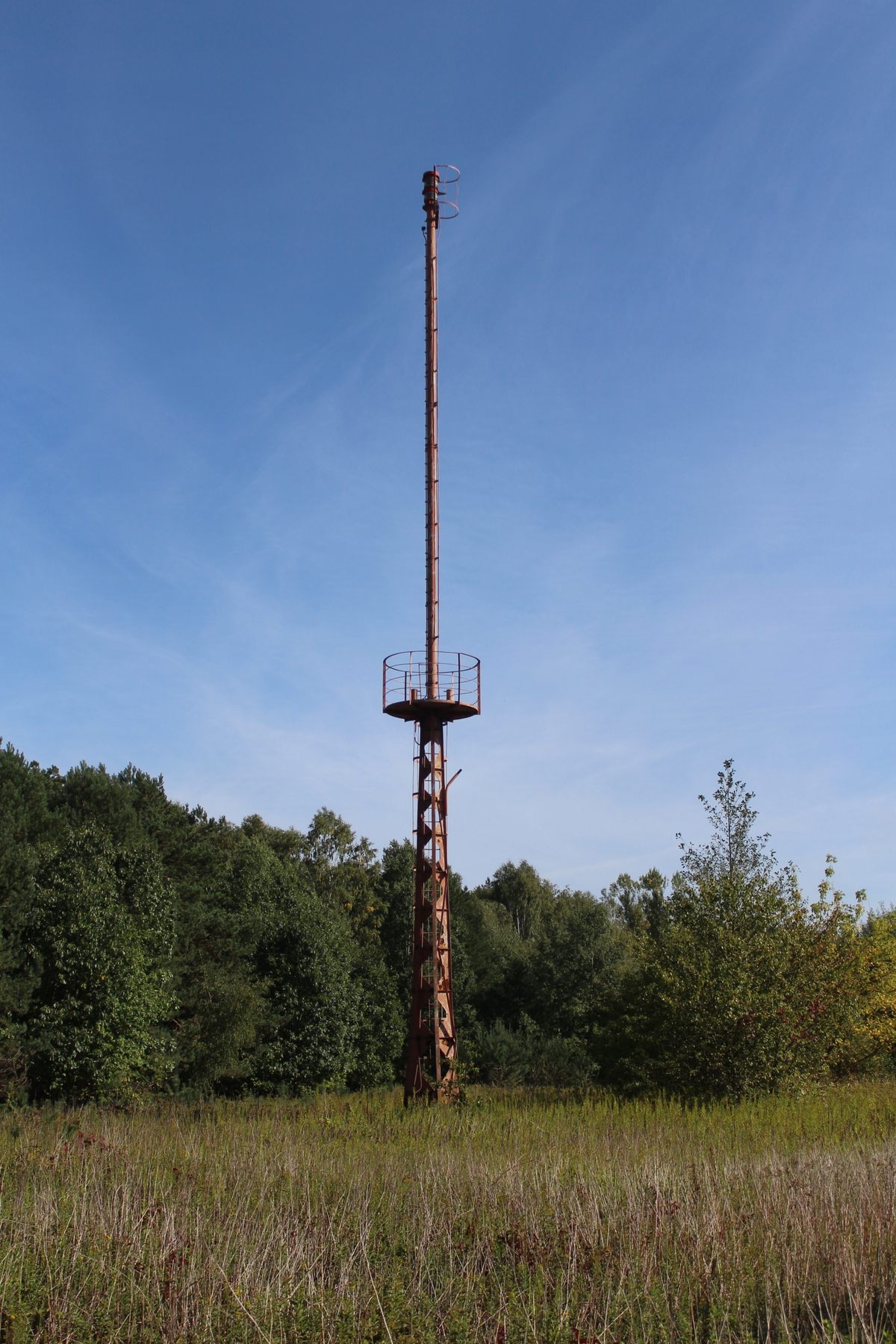 Warsaw Radio Mast Remains – płocki, Poland - Atlas Obscura
