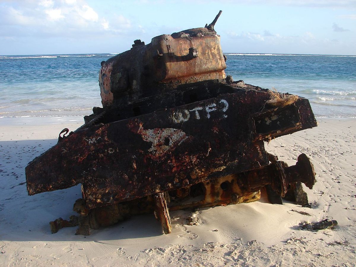 The Tanks of Flamenco Beach – Culebra, Puerto Rico - Atlas Obscura