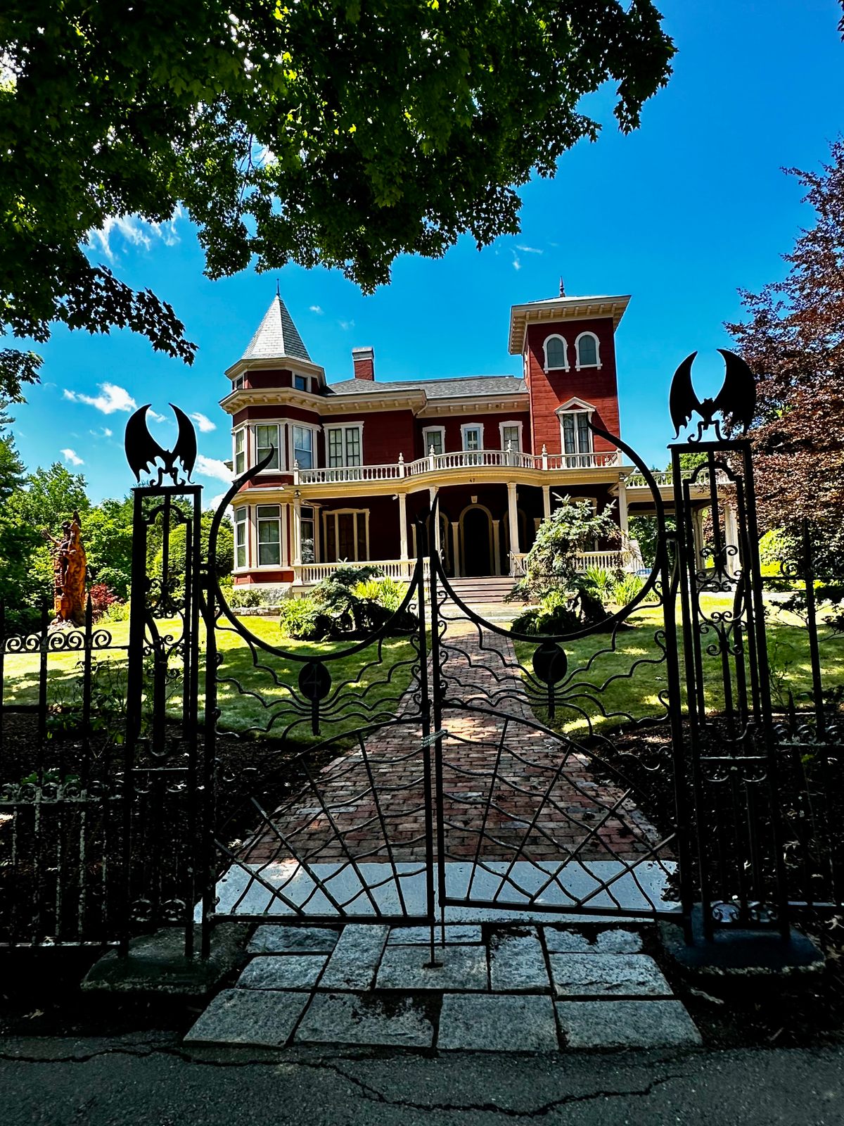 Stephen King's Former House – Bangor, Maine - Atlas Obscura